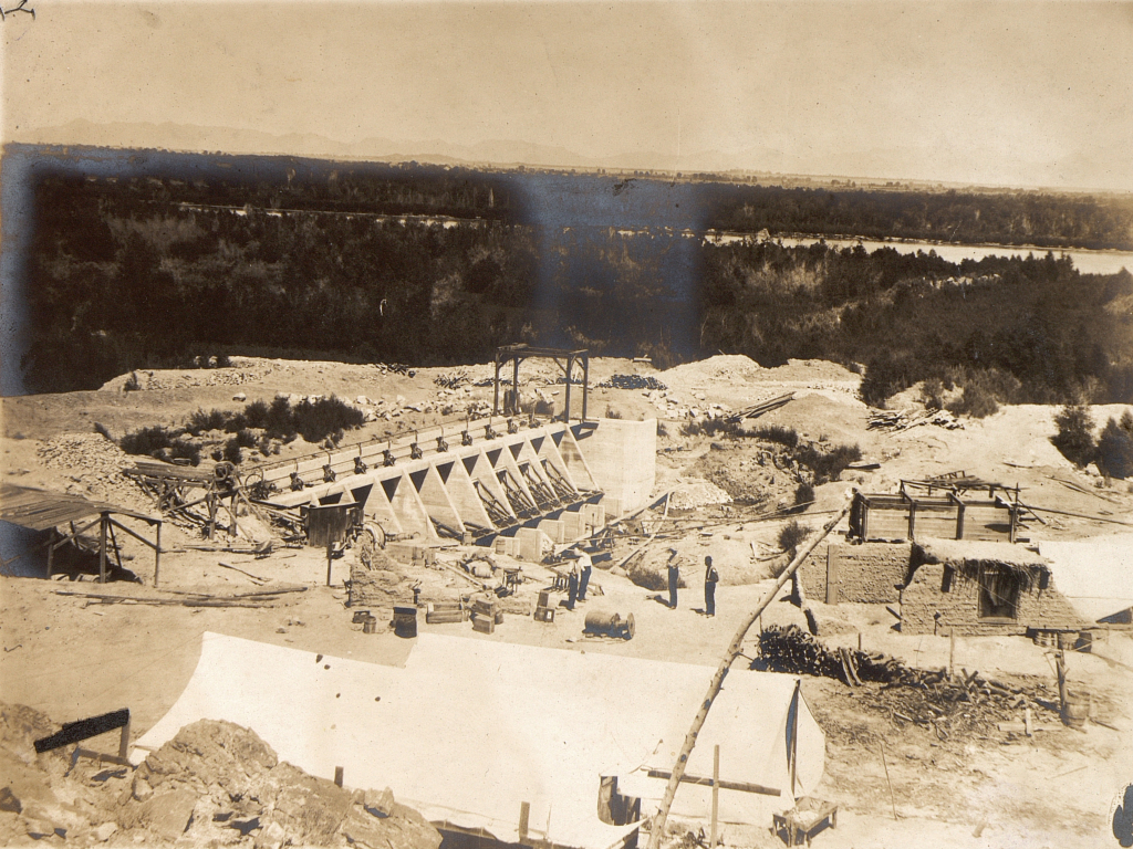 Jun 1906 - Hanlon Headgate Completed - Super High Resolution - Life of ...